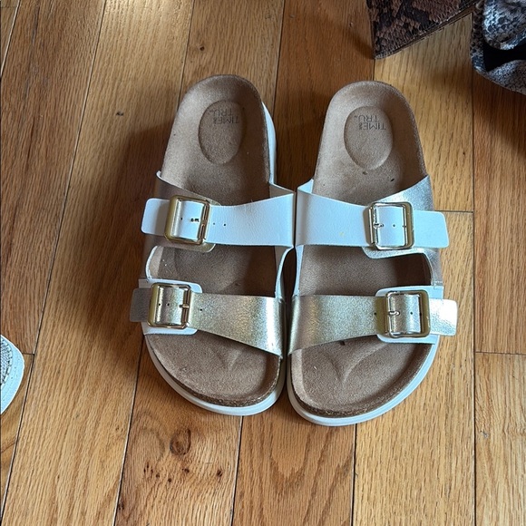 Time and Tru | Shoes | Time And Tru White And Gold Sandals For Everyday ...